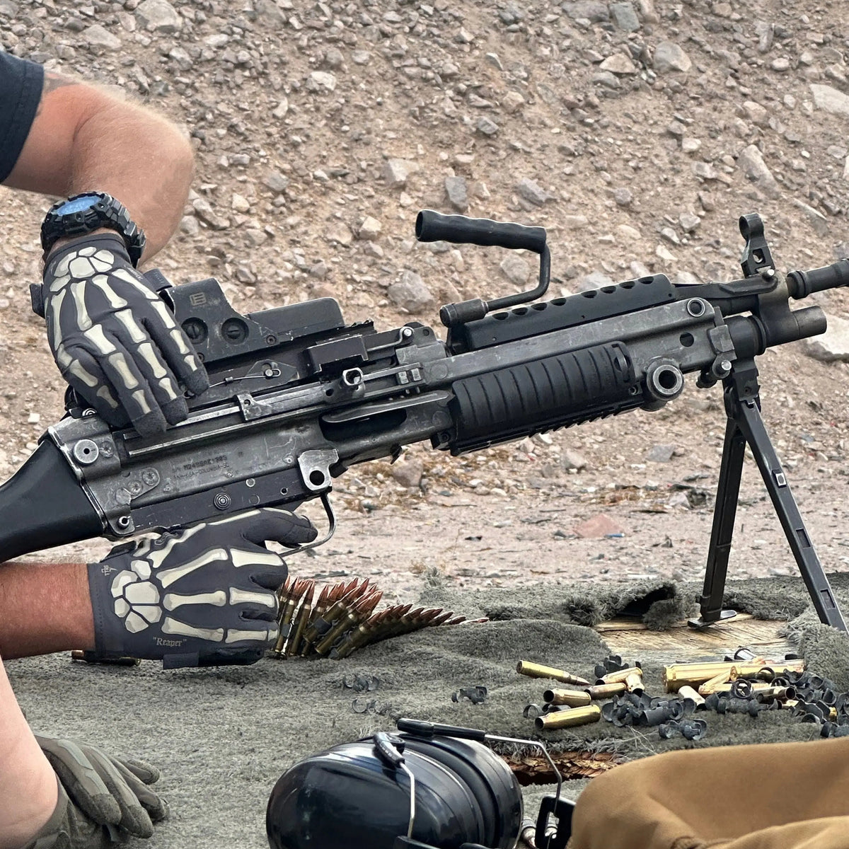 Using TACLAB Reaper High Dexterity Precision Tactical Shooting Gloves ...